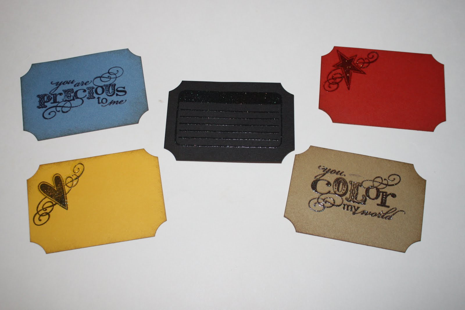 CELEBRATING ORDINARY MOMENTS: Zippidee Gatefold Paper Bag Mini Album