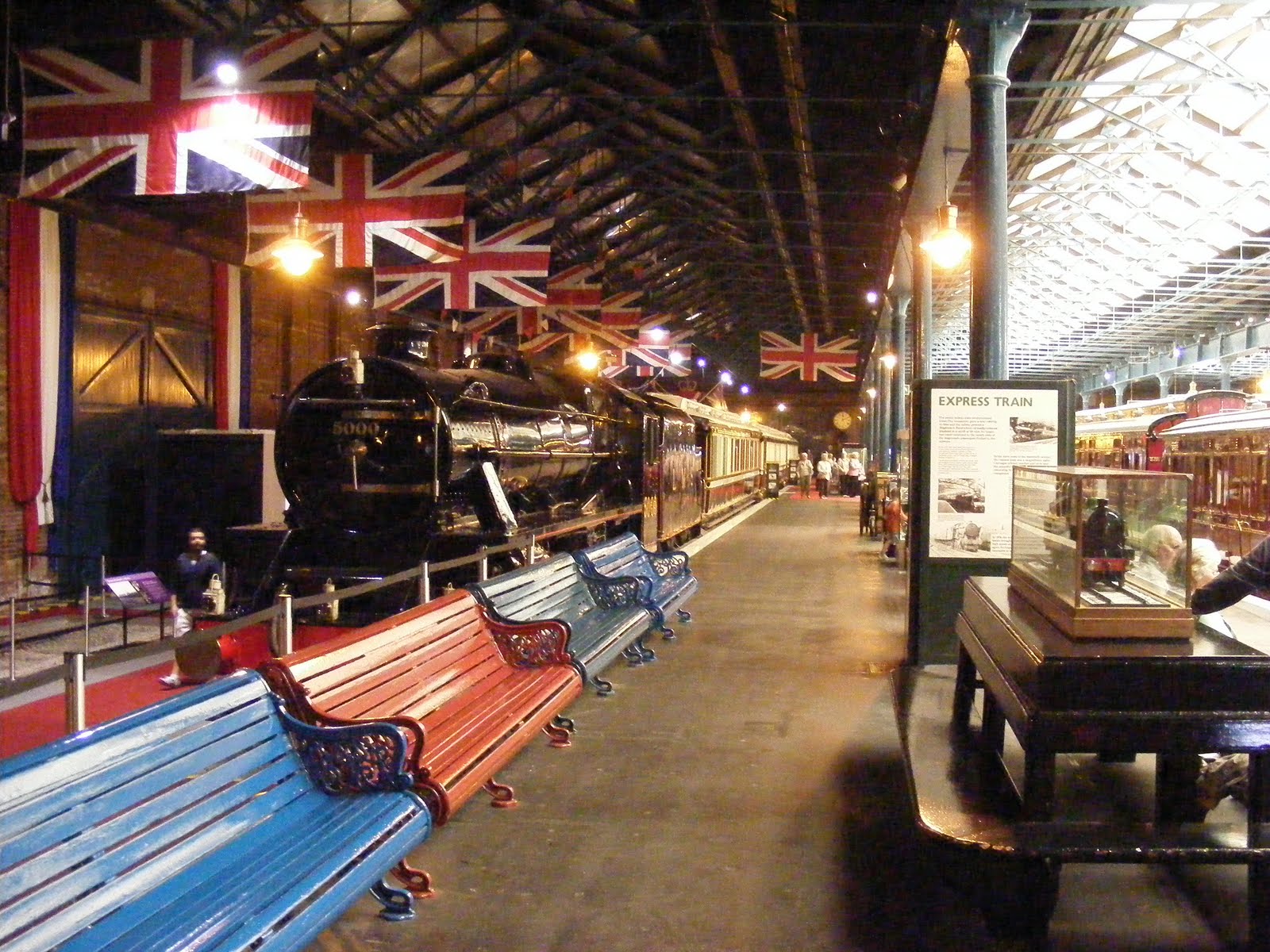Sam's World: National Railway Museum, York, Part III: Station Hall...