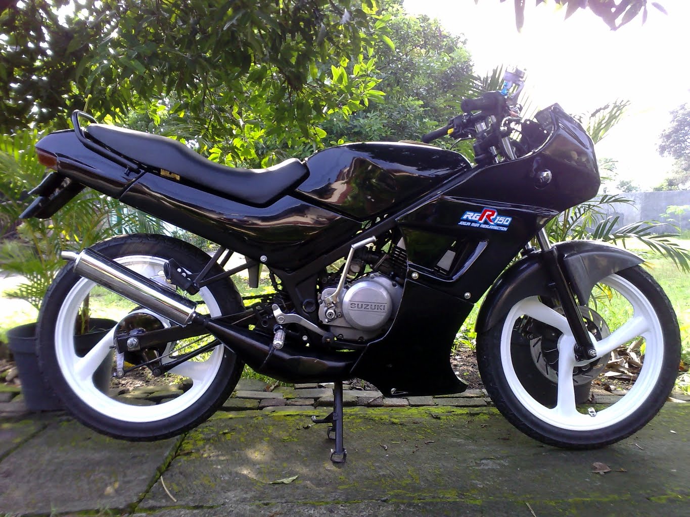 Foto Modifikasi Motor Suzuki Rgr | Wacana Modif Motor