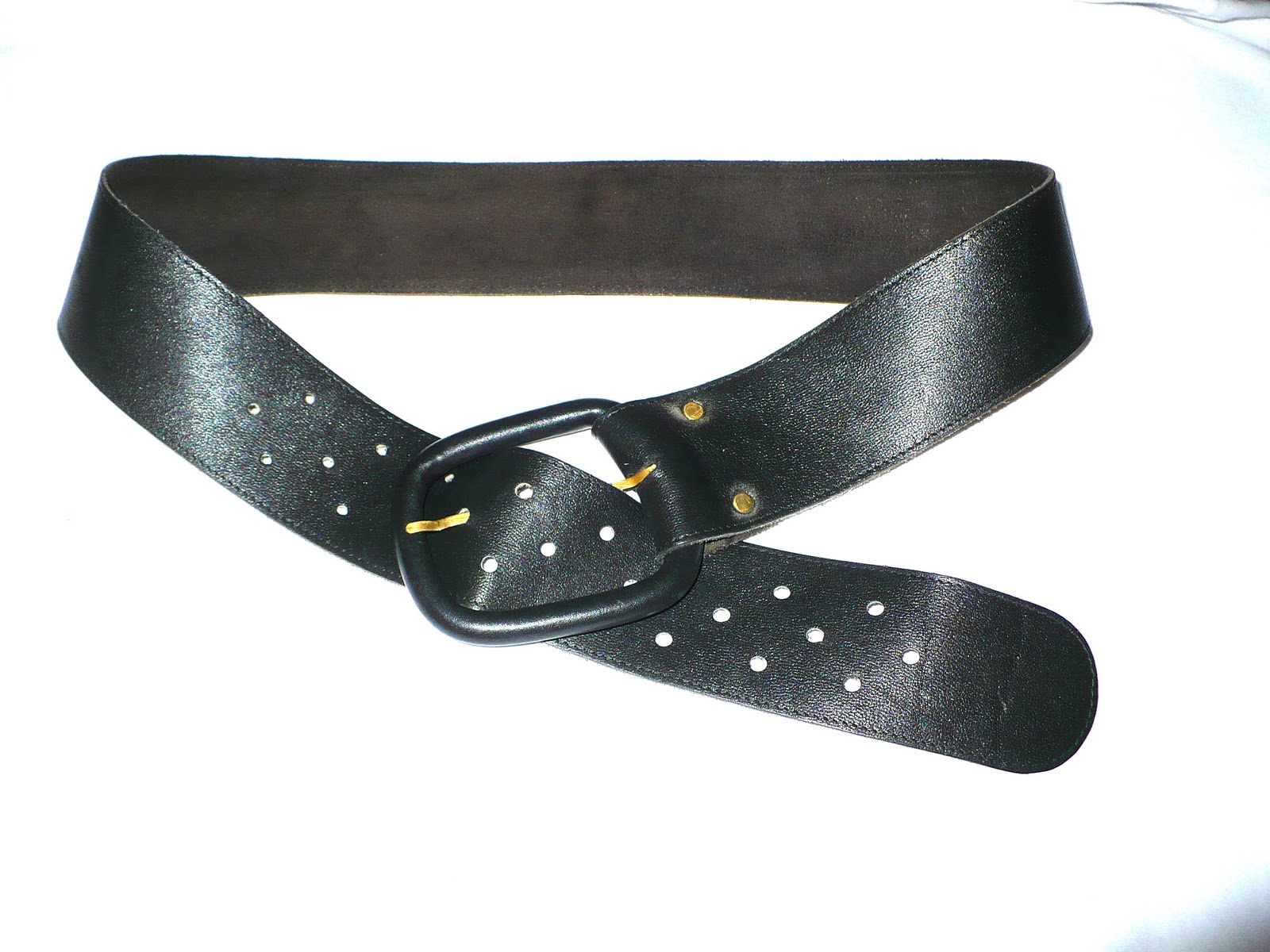 Curea: Curea de dama neagra lata catarama imbracata in piele