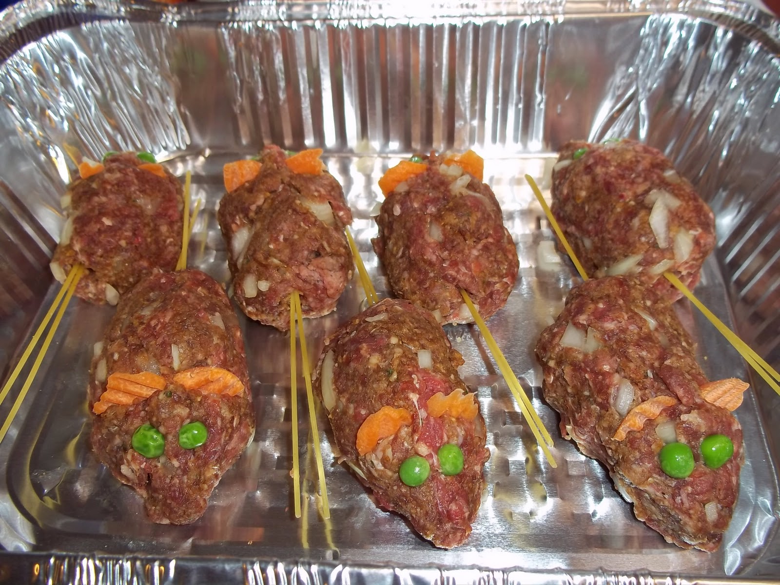 The Daily Smash: Bloody Rats for Halloween....