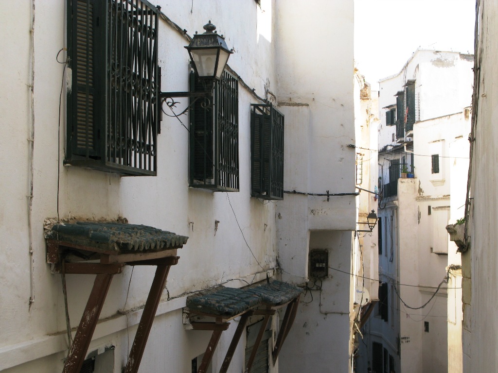 BLOGTROTTER 2: CASBAH, INTERIORS AND MECHOUI...