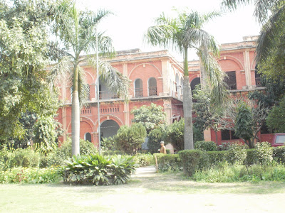 Some Pearls of Wisdom: Lalbagh school - Lucknow