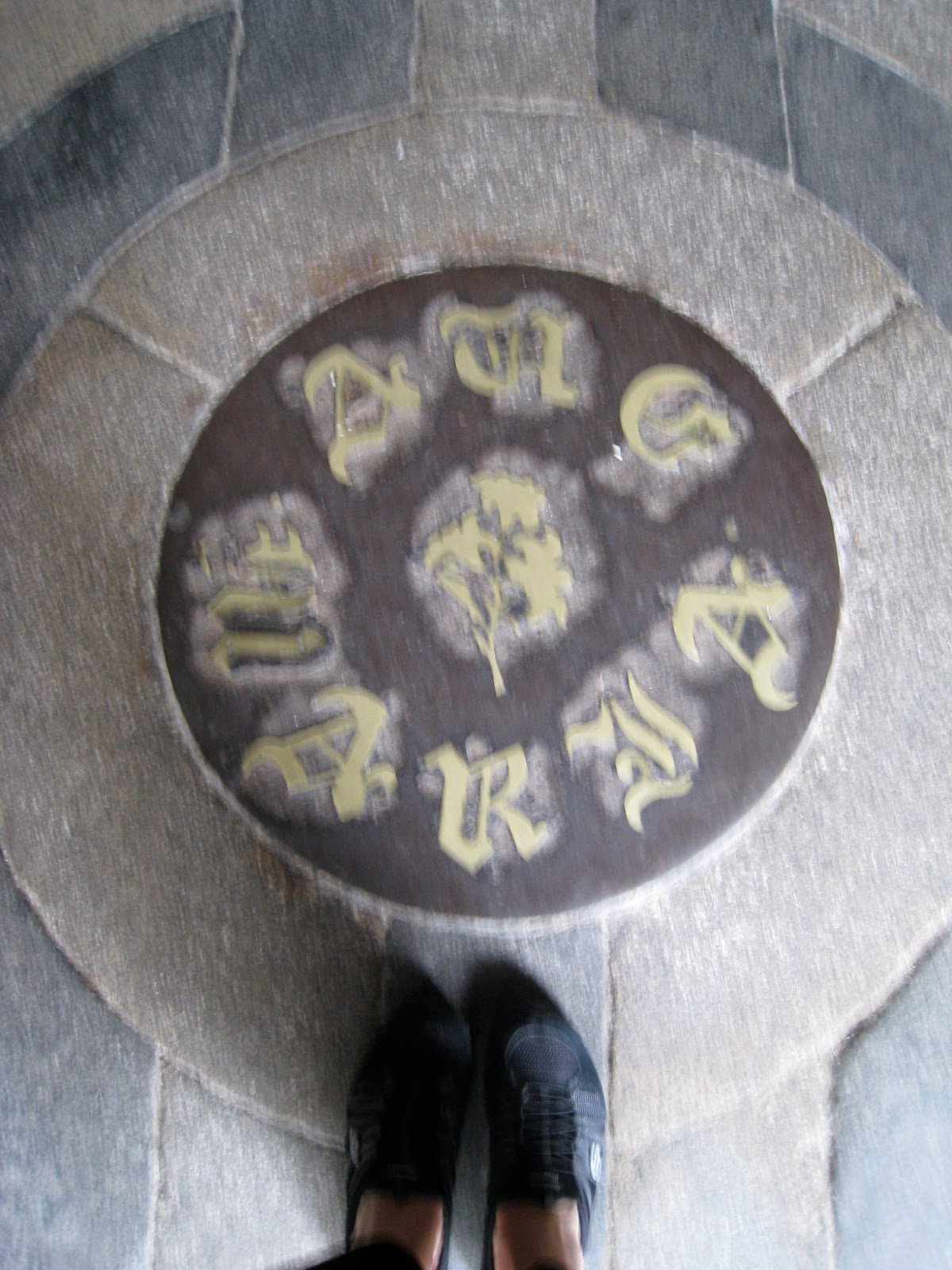 NOT ALL THOSE WHO WANDER ARE LOST (TOLKIEN): Guingamp, France