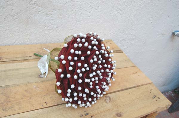 Mi Boda en Granada: Bouquet alfileres de novia