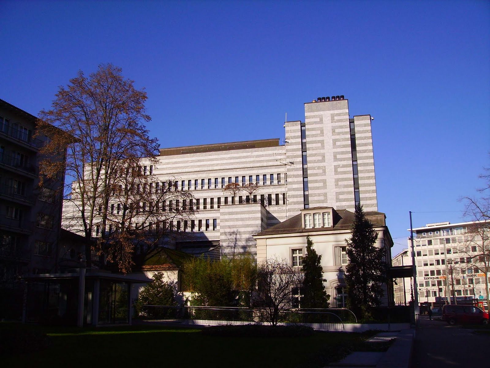 Fotos de Arquitectura Moderna e Contemporanea: Bank Bis, Switzerland ...