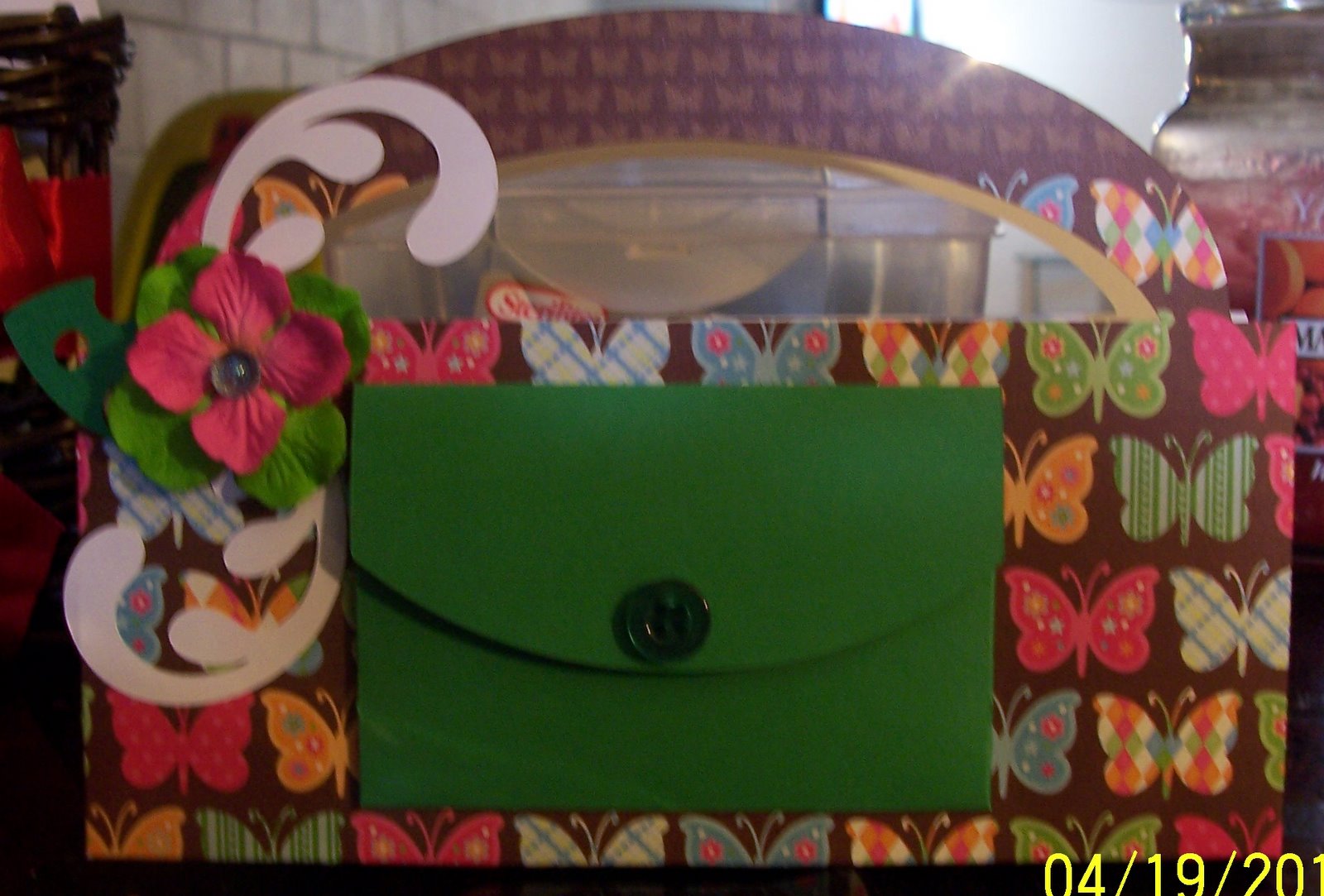 Crazy for Crafting: Candy Bar Purse is back just in time for Mom!