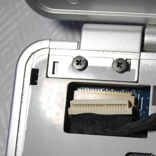 Computer Services: How to open up Compaq Presario C500 Note Book