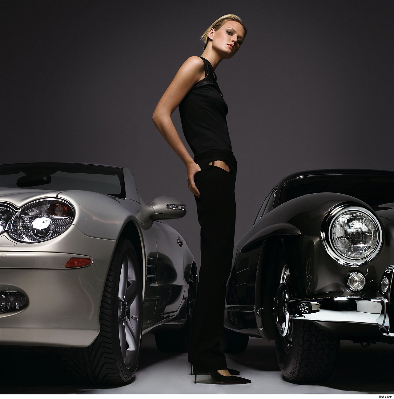 Tuning girls - hot sexy babes & cars