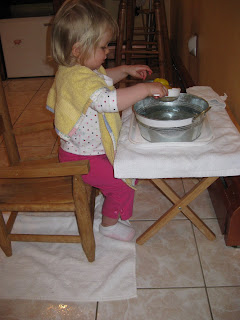 The Wonder Years: Toddler Activity: Using A Strainer and Water