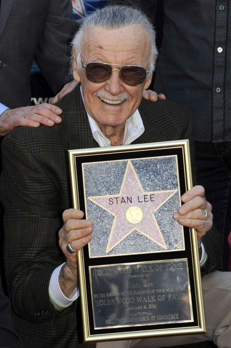 BrainDeadBlog: Stan "The Man" Lee Is A Star