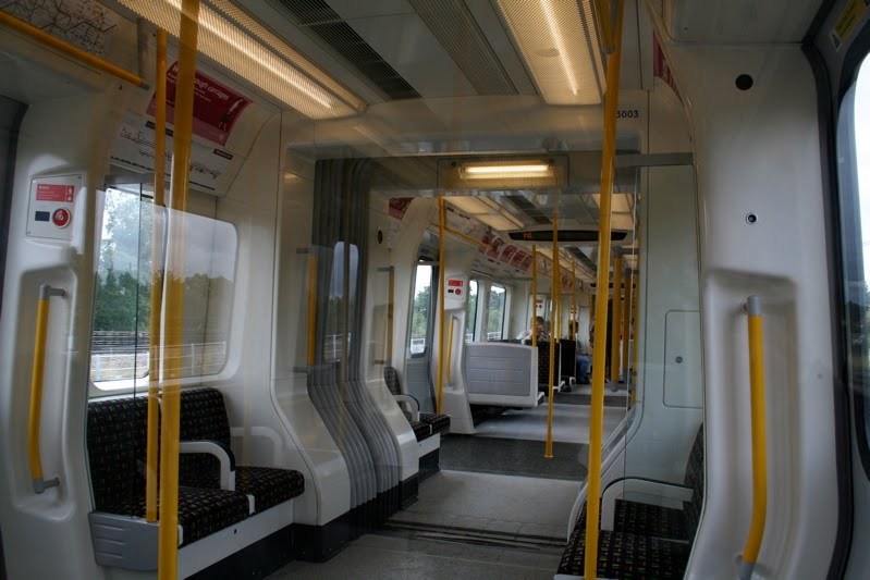 In Pictures: The S Stock Debut - London Reconnections