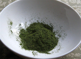 Homemade File Powder | Little House in the Suburbs