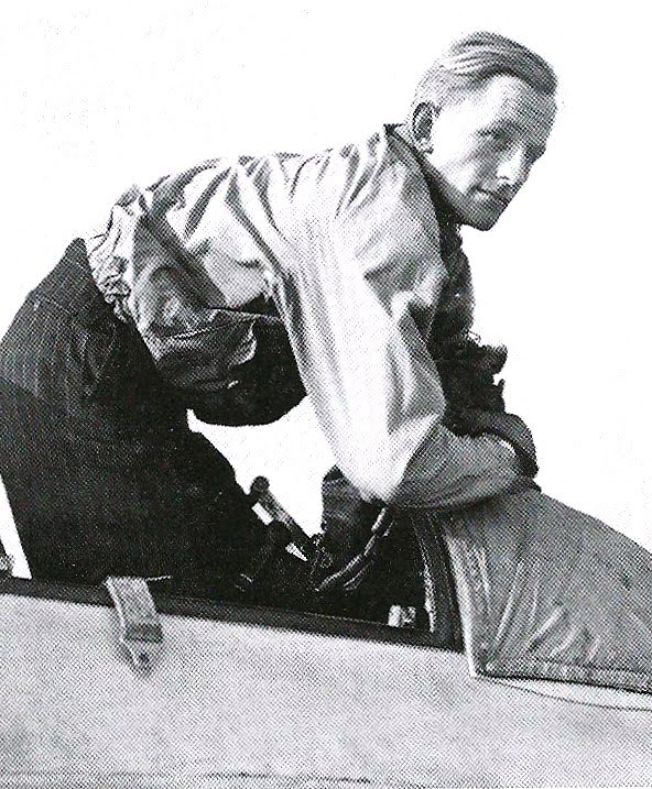 Test & Research Pilots, Flight Test Engineers: John D. Derry DFC 1921-1952