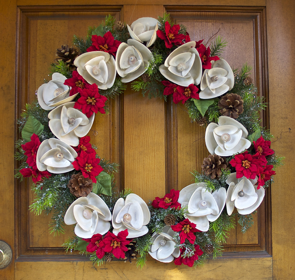 Juliet Made: Christmas Seashell Wreaths