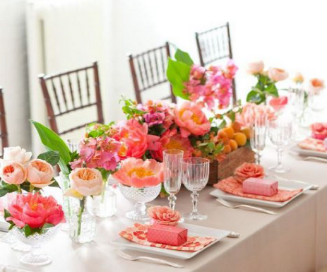 Room For Dessert | food + party + style: PINK TABLE STYLE