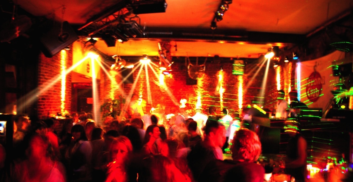 Cosplay in a Bar: What's your opinion? - OtakuPlay PH: Anime, Cosplay ...