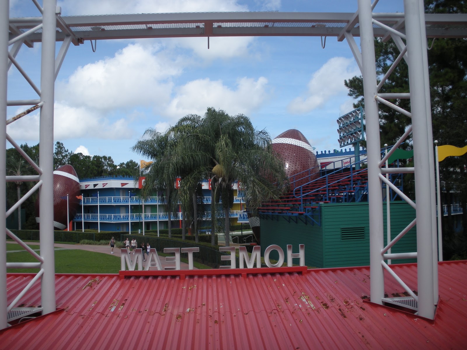 The True Disney Fan: The Resort Romp: All Star Sports Resort