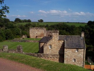 CASTELOS: Scottish castles (Ruins) and other monuments.