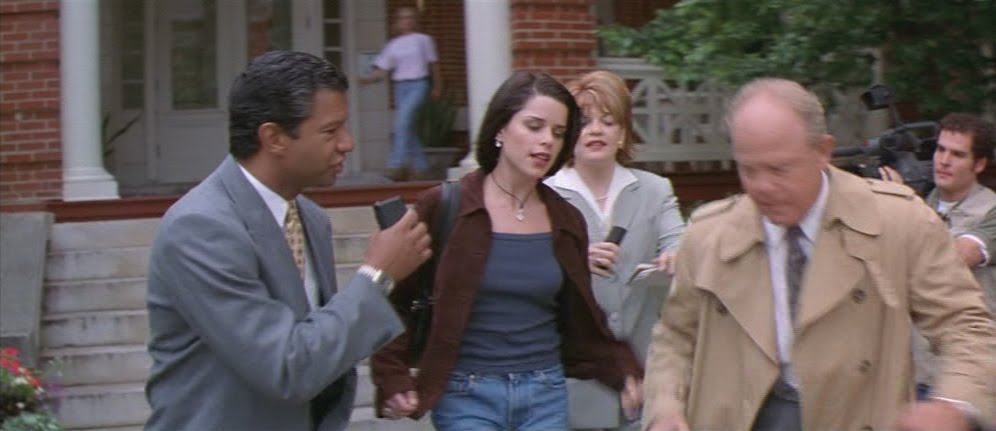 Stale Popcorn: Scream to Scream, Scene by Scene: SCENE 2 of Scream 2 (0 ...