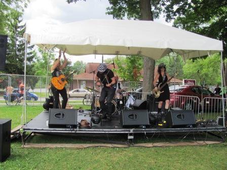 Teena in Toronto: Downtown Kitchener Ribfest & Craft Beer Show