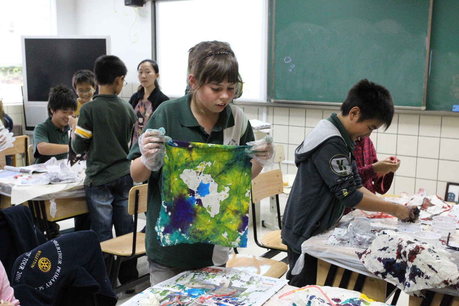 Oberthur PS in China 2010: Xingzhi Primary School