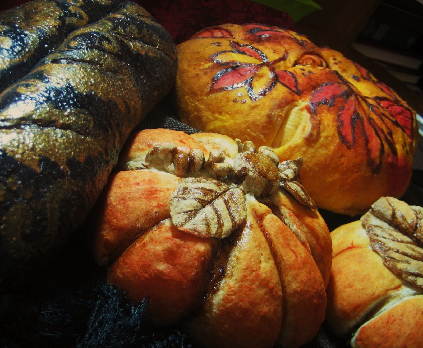 Chef Tess Bakeresse: New Fall Decorative Breads!