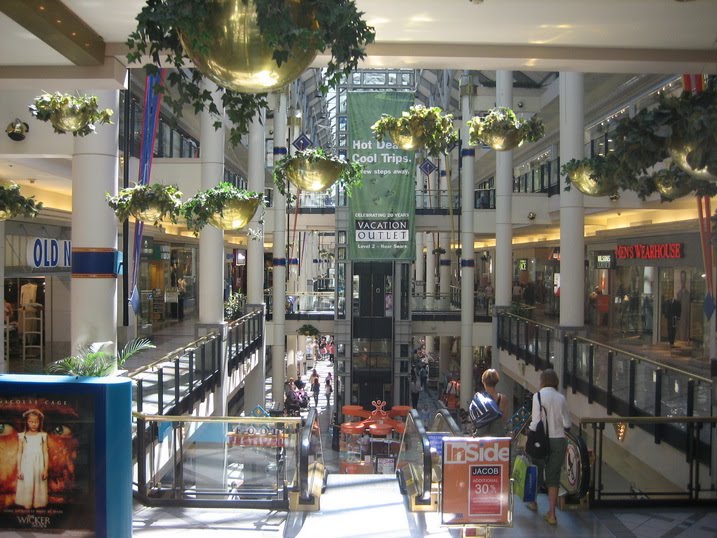 Boston Traveling and English Study: Lechmere : Great shopping mall in ...