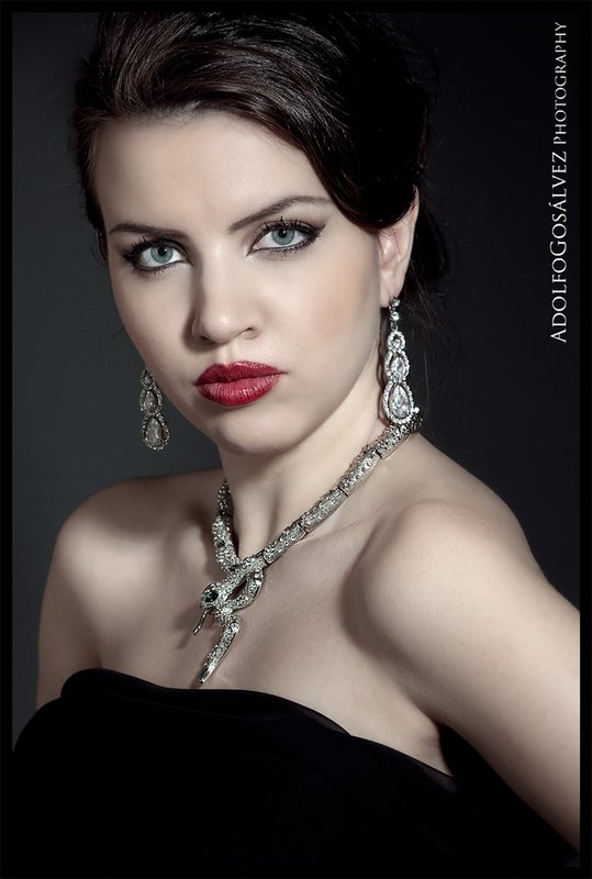 Funz Bite: Beautiful and Stylish English Model Girls Photography