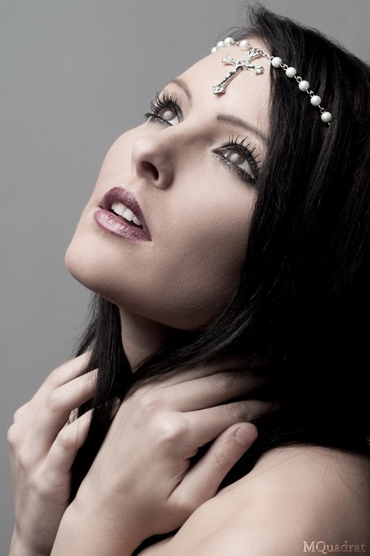 Funz Bite: Beautiful and Stylish English Model Girls Photography