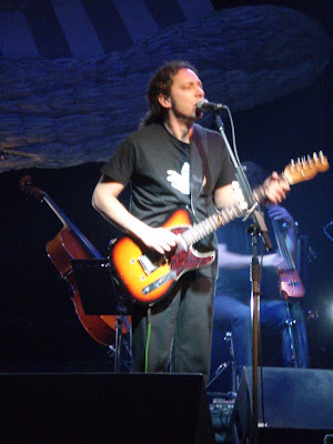 ΑΣΜΑΤΑ ΚΑΙ ΜΙΑΣΜΑΤΑ: ΑΛΚΙΝΟΟΣ ΙΩΑΝΝΙΔΗΣ ΣΤΟ ΓΥΑΛΙΝΟ ΜΟΥΣΙΚΟ ΘΕΑΤΡΟ: ΜΕ ...