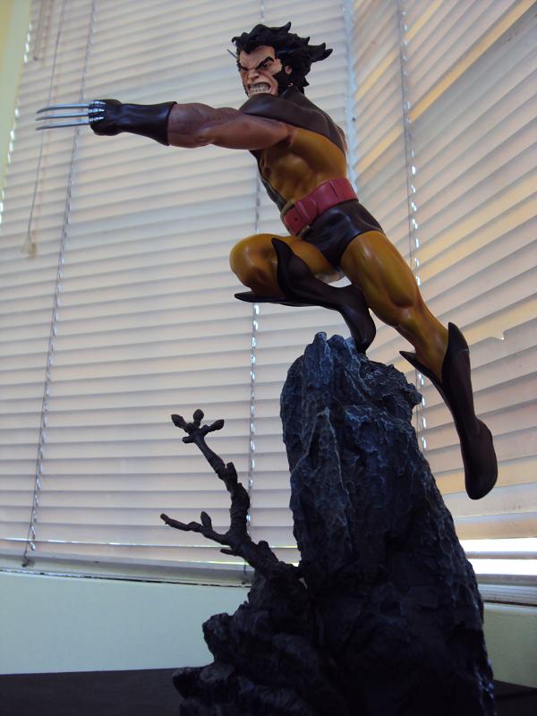let's do this: Review: Bowen Unmasked Wolverine Action Pose Statue