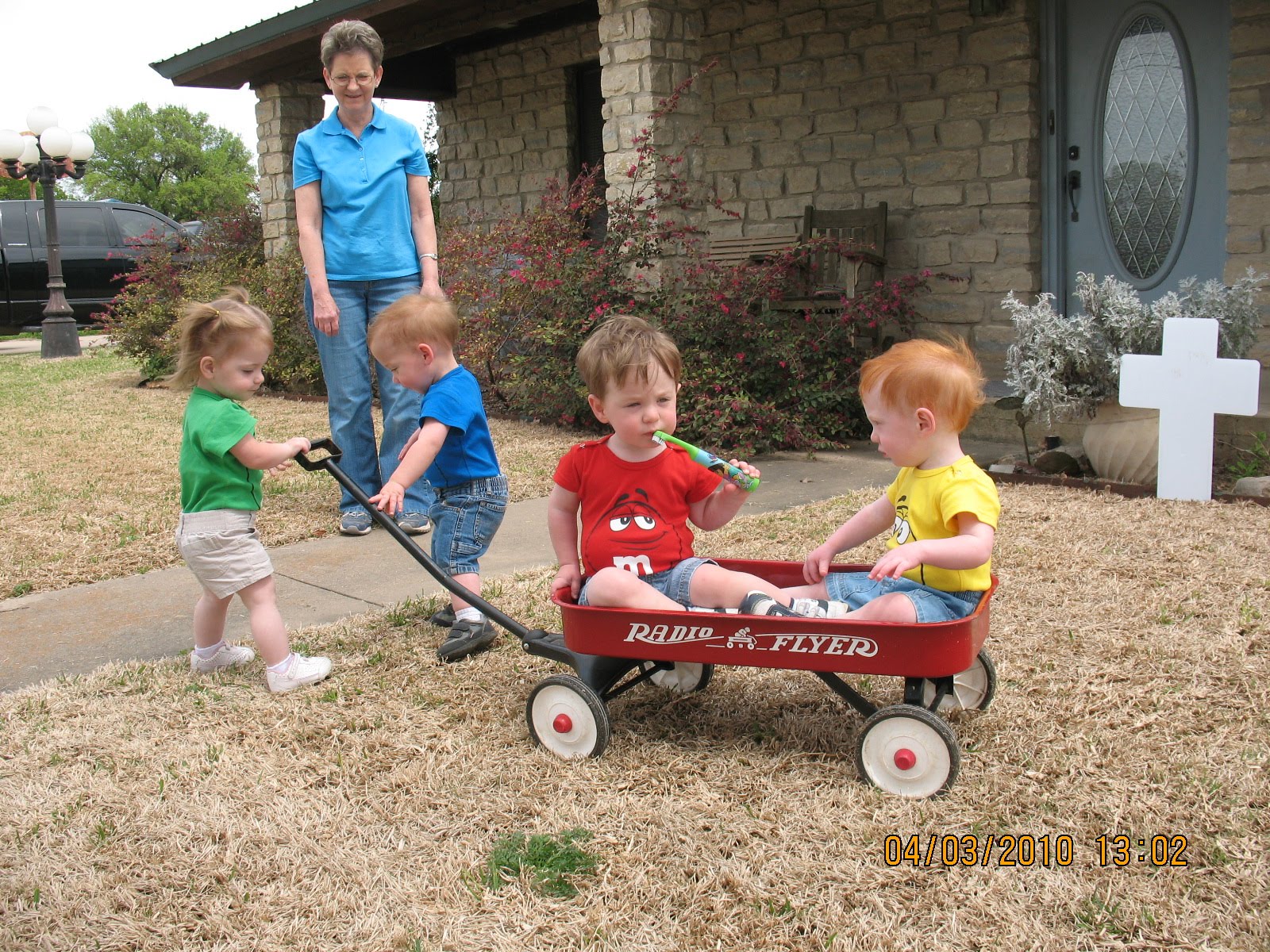 4EVER BLESSED: McLean Party of Eight: Quick Visit with Cousins