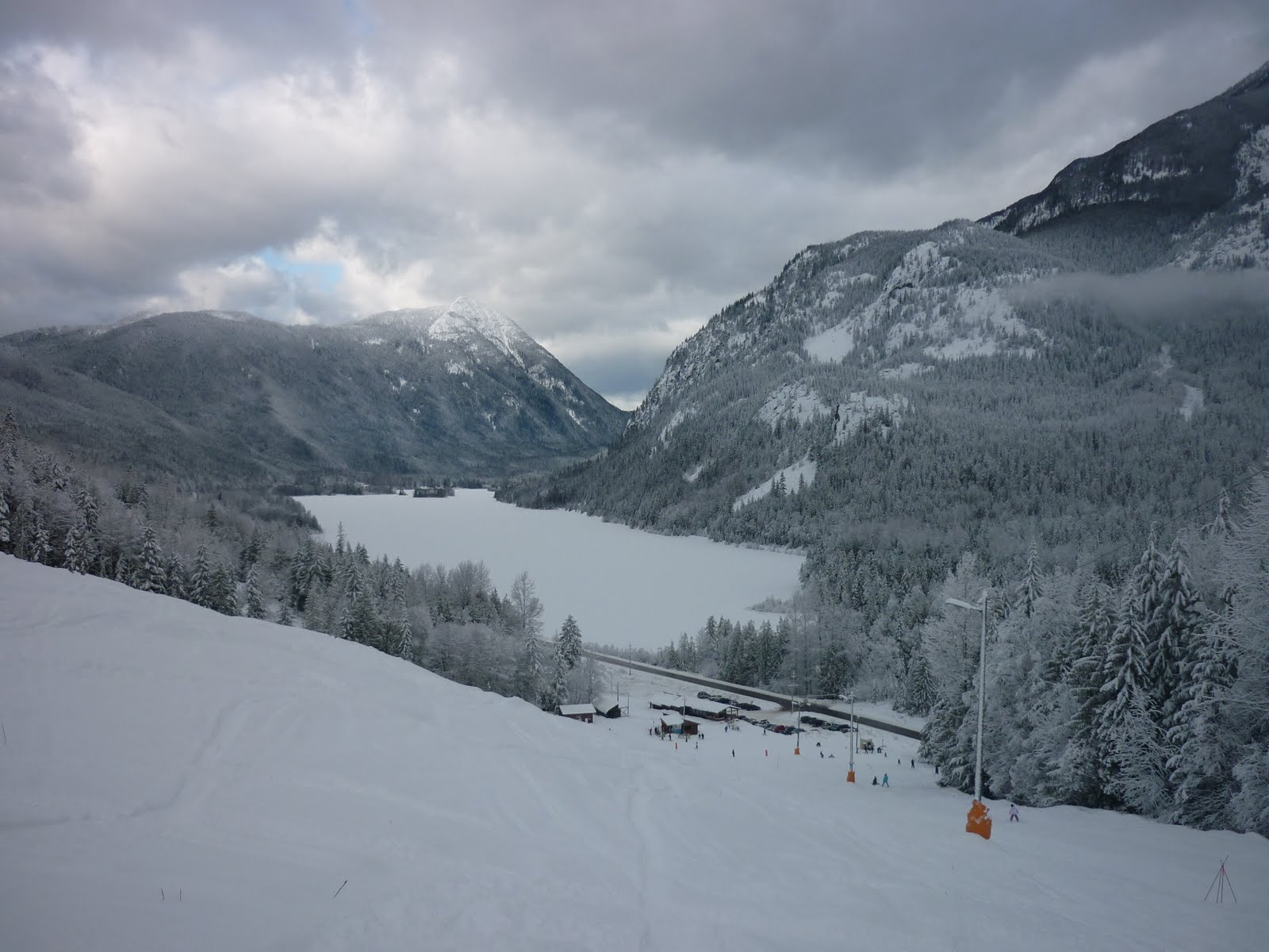 Little Mountain Outdoor Gear, Nakusp, B.C.: SUMMIT LAKE SKI RESORT
