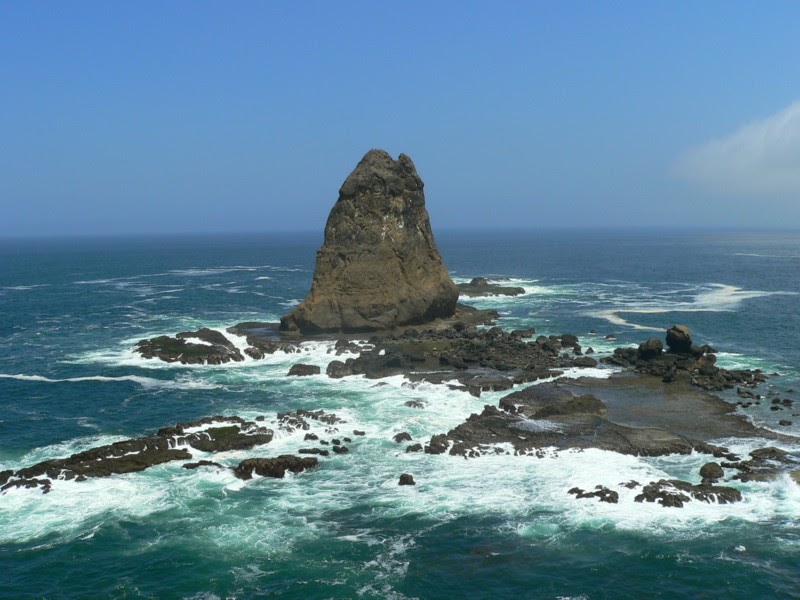 WATU ULO BEACH - JEMBER | Enter your blog name here