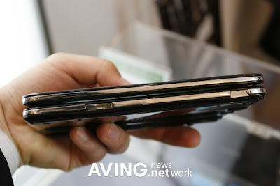 jkkmobile: Meet UMID MID, 315g super mini laptop