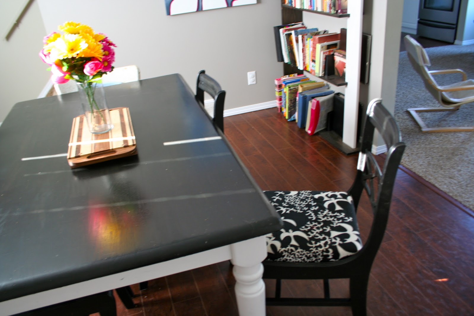Journey's of An Artist Mom: Refinishing a Dining Room Table