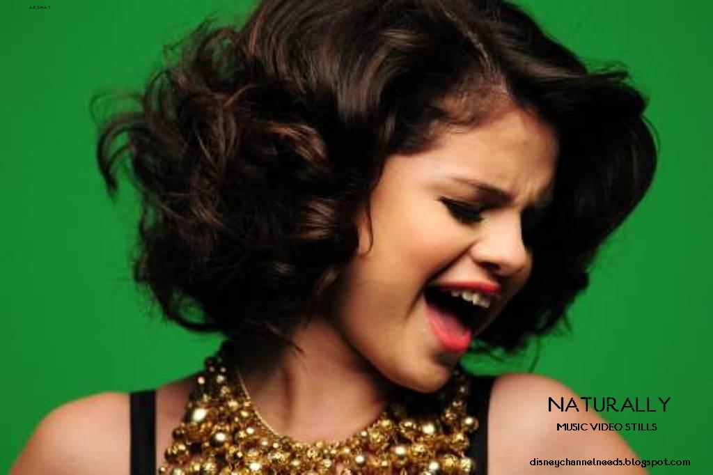 Teen Choice Needs: Selena Gomez-Naturally MV stills