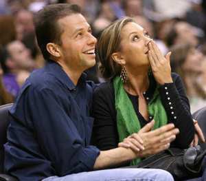 JON CRYER TO WED LISA JOYNER