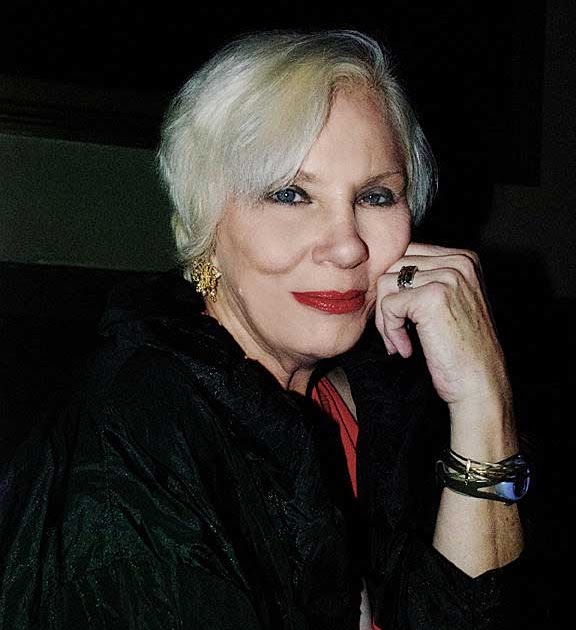 ANGIE BOWIE TALKS ON HER BROKEN HEART
