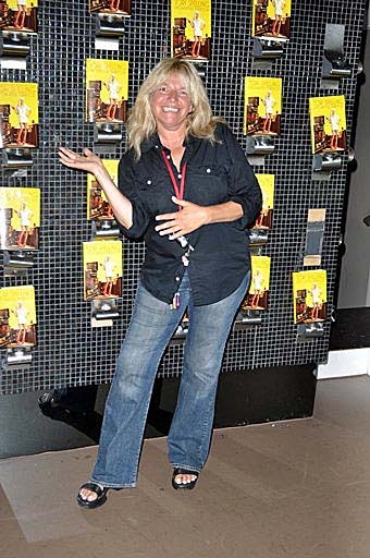 TORI SPELLING HITS UNCHARTED TERRITORI