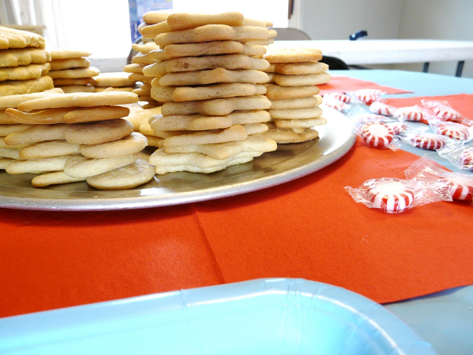 Housewife on Fire: Bucket List: Cookie Decorating Party!