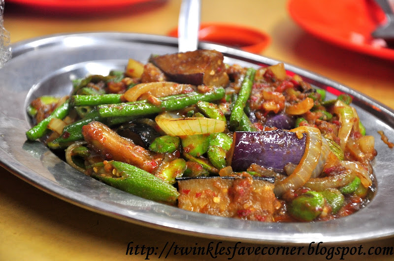 Twinklestar's Favourite Corner: A Reunion After Many Years