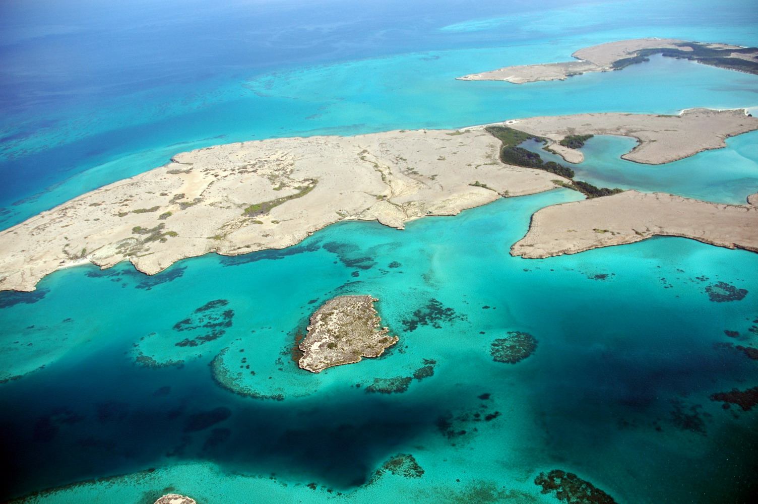 F5IRO Freddy: Iles Moucha - AF053