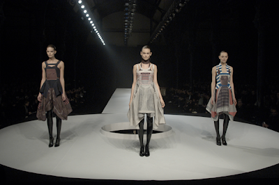 Just Trying To Understand: jane jetson's dress