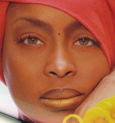 celebrity photo collection: Erykah Badu Is A Singer