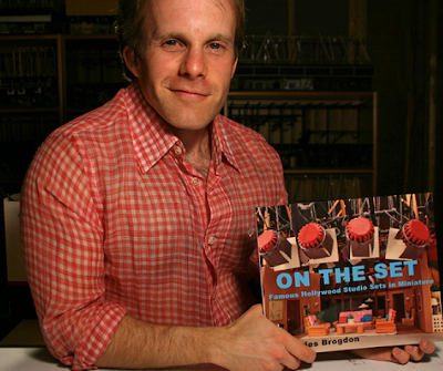 Dioramas and Clever Things: From the Brady Bunch to Seinfeld - On The Set