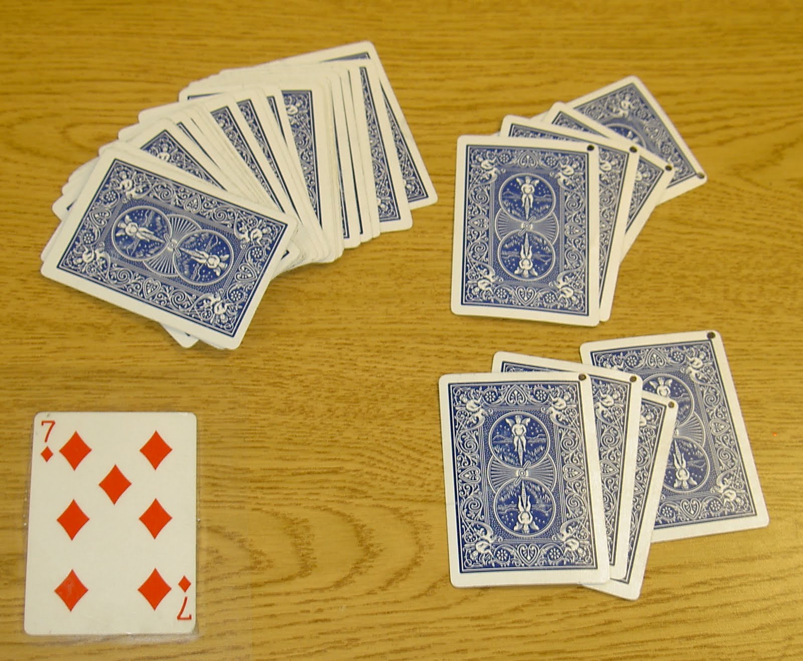 Hands, Head 'n Heart in the Artroom: Assigned Seating and Table Cards