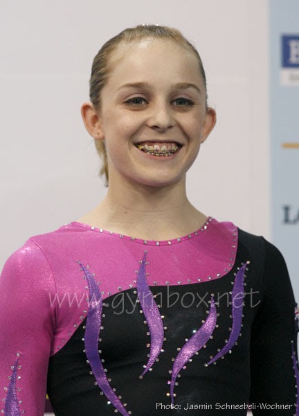 Lauren Mitchell - Jumping her way to Victory