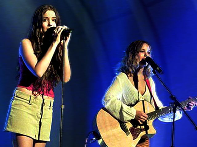 Annarella{RO}: Marit Larsen and Marion Ravn (M2M Singers)